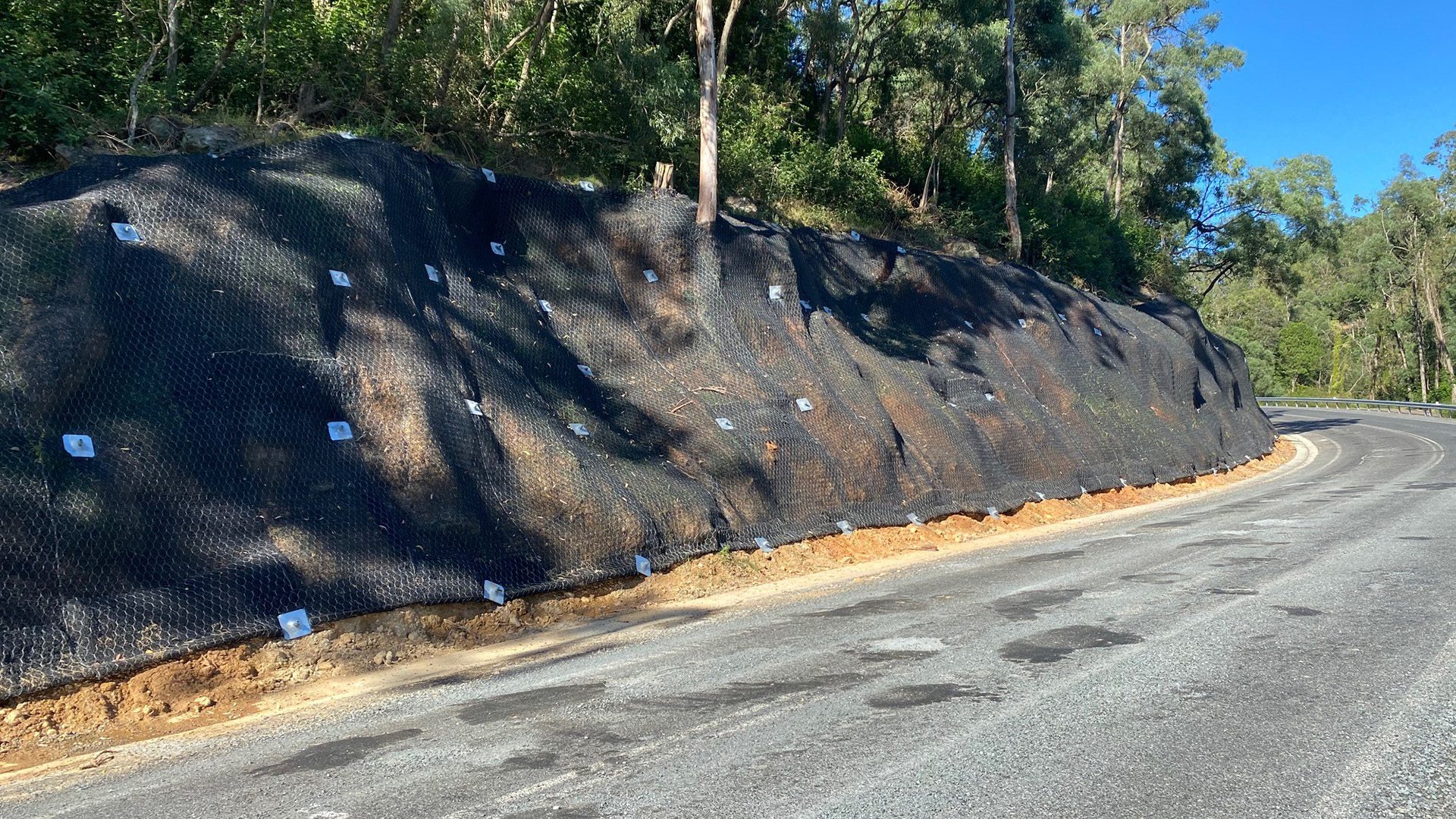 Thunderbolts Way Slope Stabilisation : Warner Company